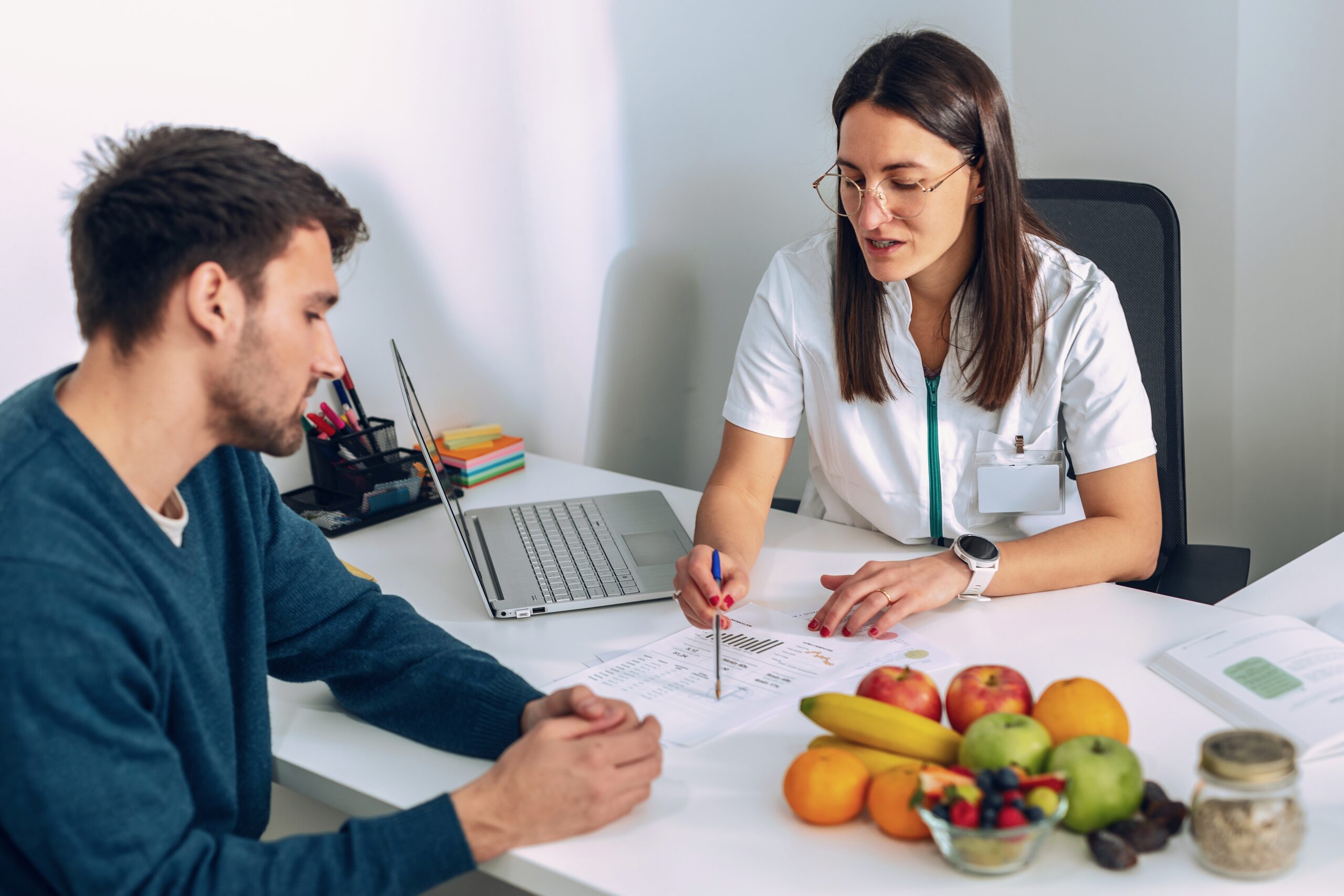 When To See A Nutrition Specialist: Signs You Shouldn't Ignore